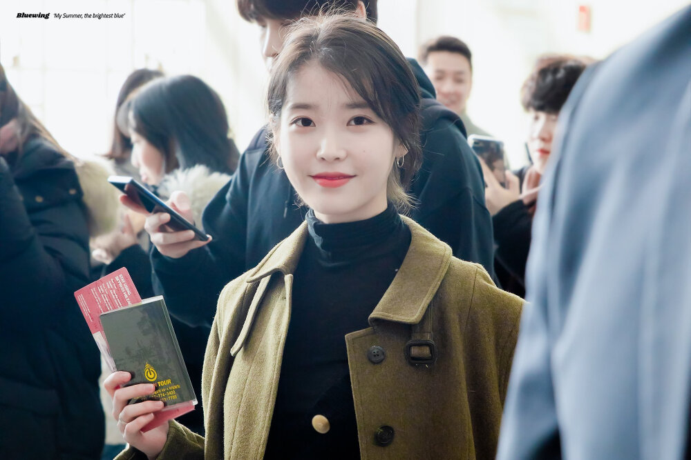 李知恩 iu cr.criu_strawberry iu_snoopy - 堆糖，美图壁纸兴趣社区