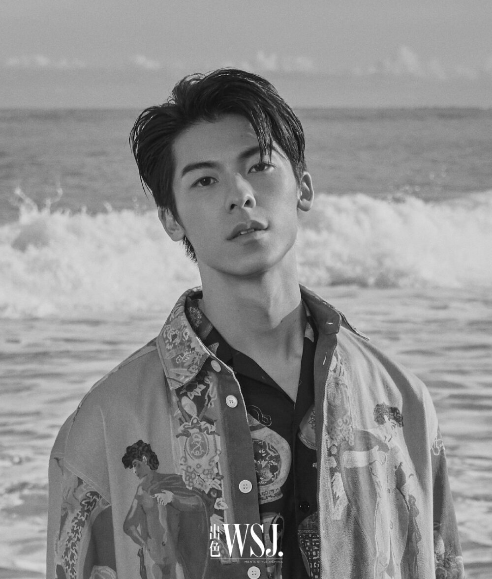 #出色WSJ. 新刊# #封面人物# #许光汉内地首… - 高清图片，堆糖，美图壁纸兴趣社区