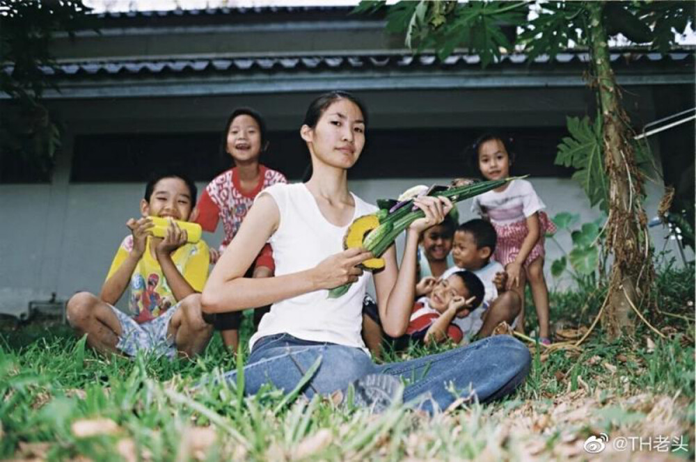 这是日本摄影师小沢刚的「Vegetable Weapon… - 高清图片，堆糖，美图壁纸兴趣社区